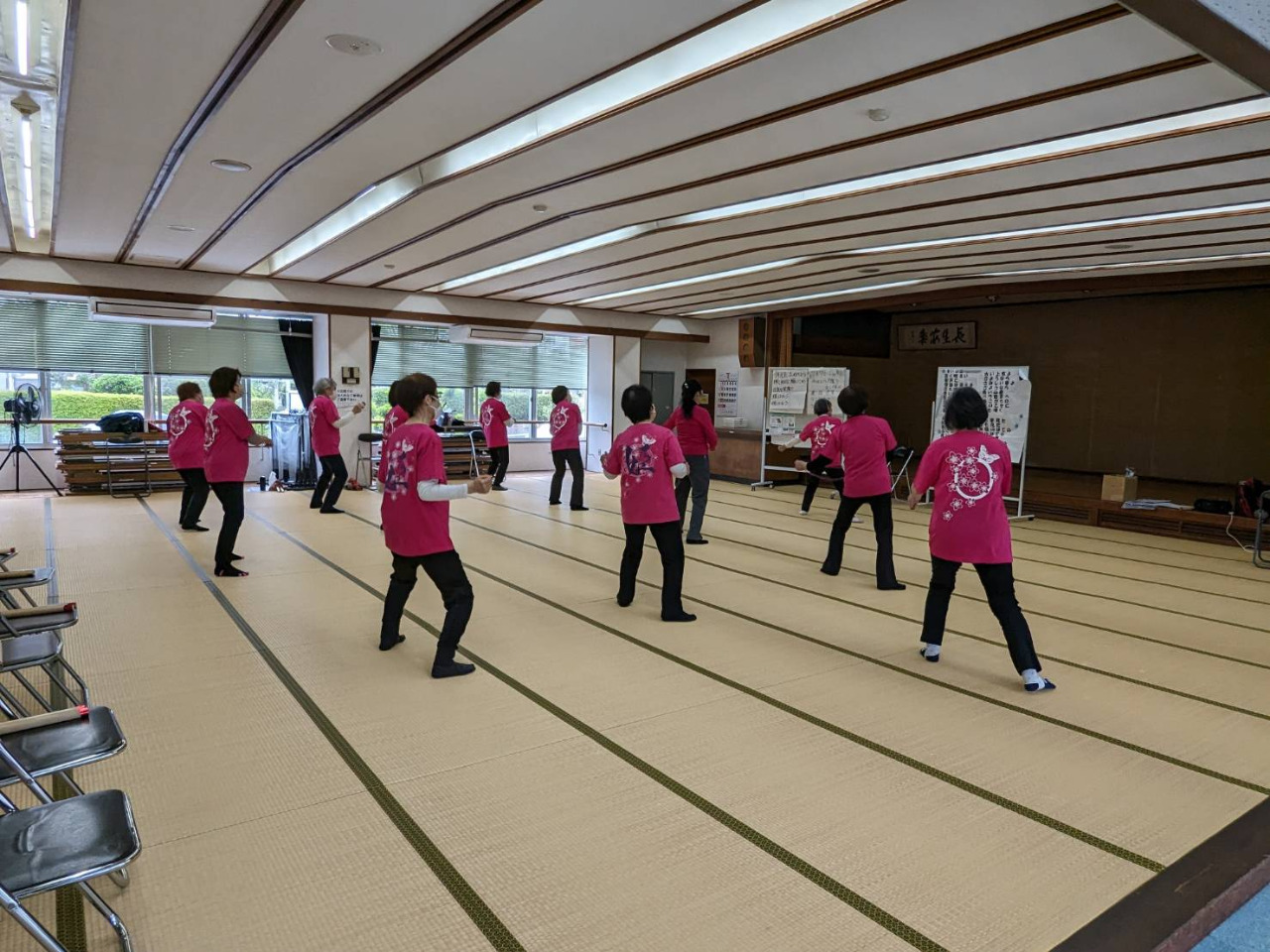 東区老人福祉センター「東香園」教室の練習風景です！ | 団体紹介 | 福岡市民の祭り 博多どんたく港まつり モバイルどんたく（モバどん）